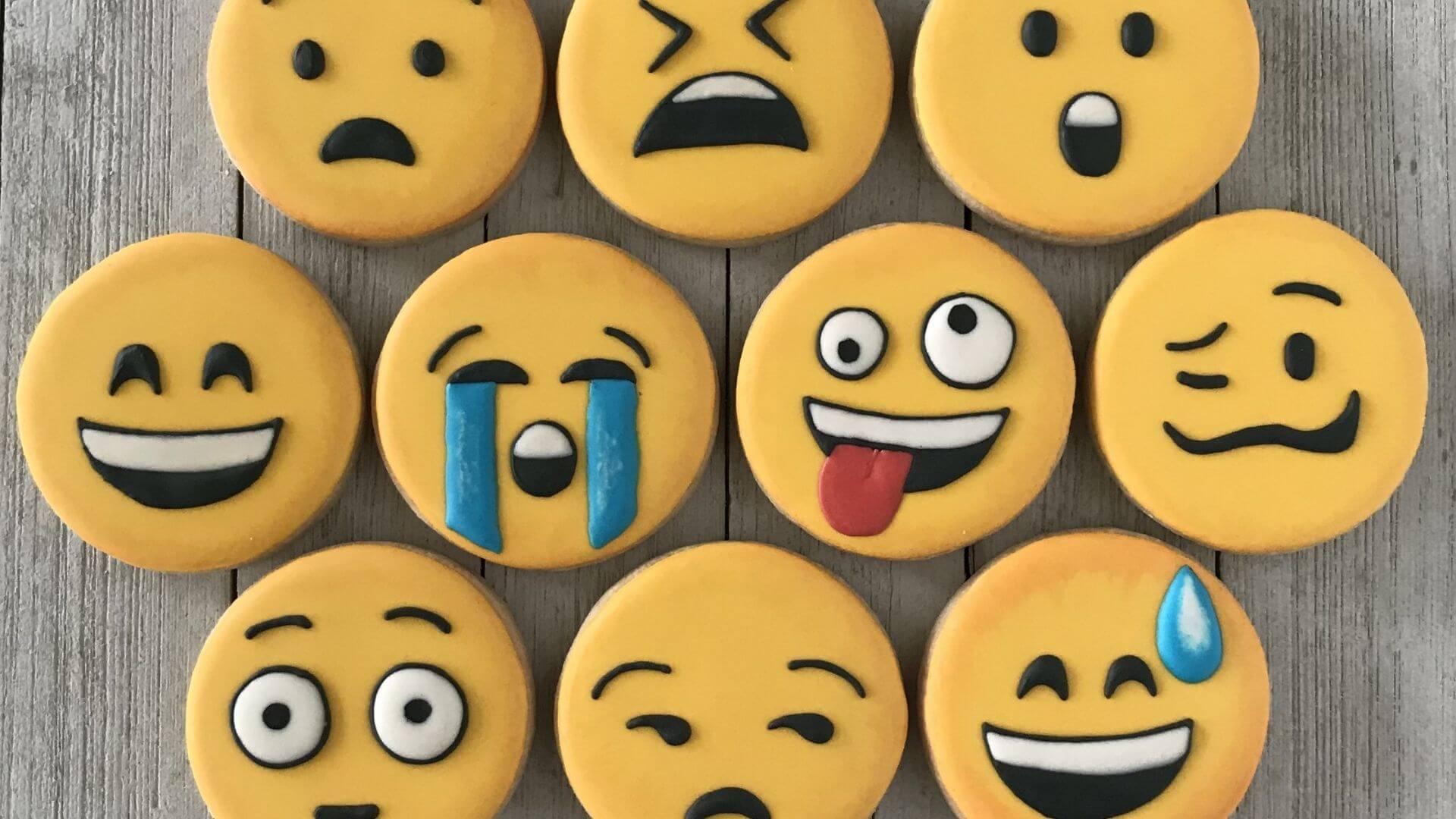 75+ World Emoji Day Quotes and Messages
